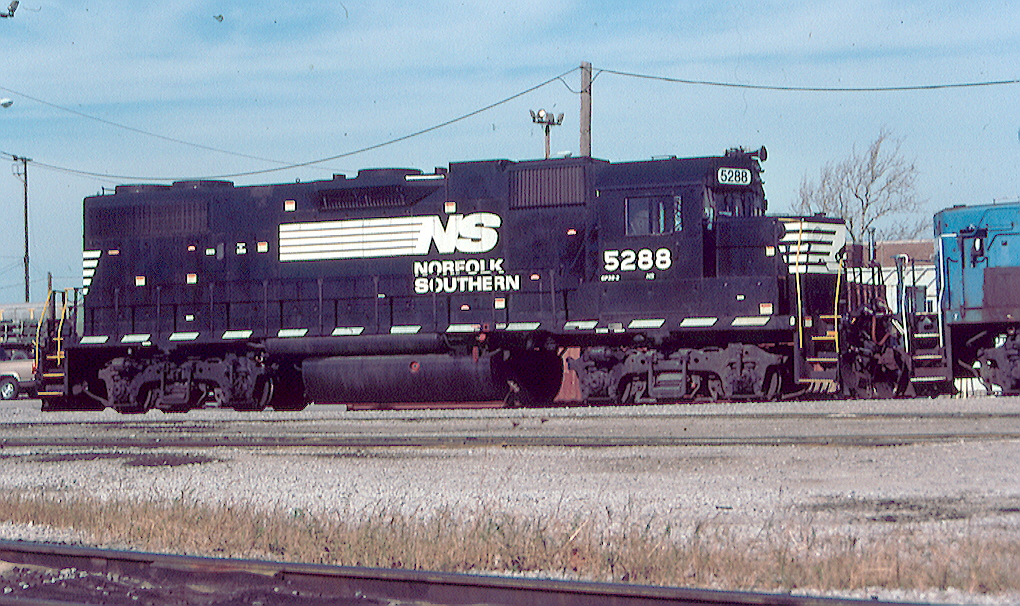 NS GP-38-2 5288